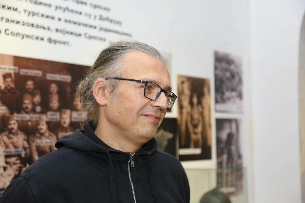 Nova knjiga Vladislava Vujina: Istorijska slikovnica naših sela - online